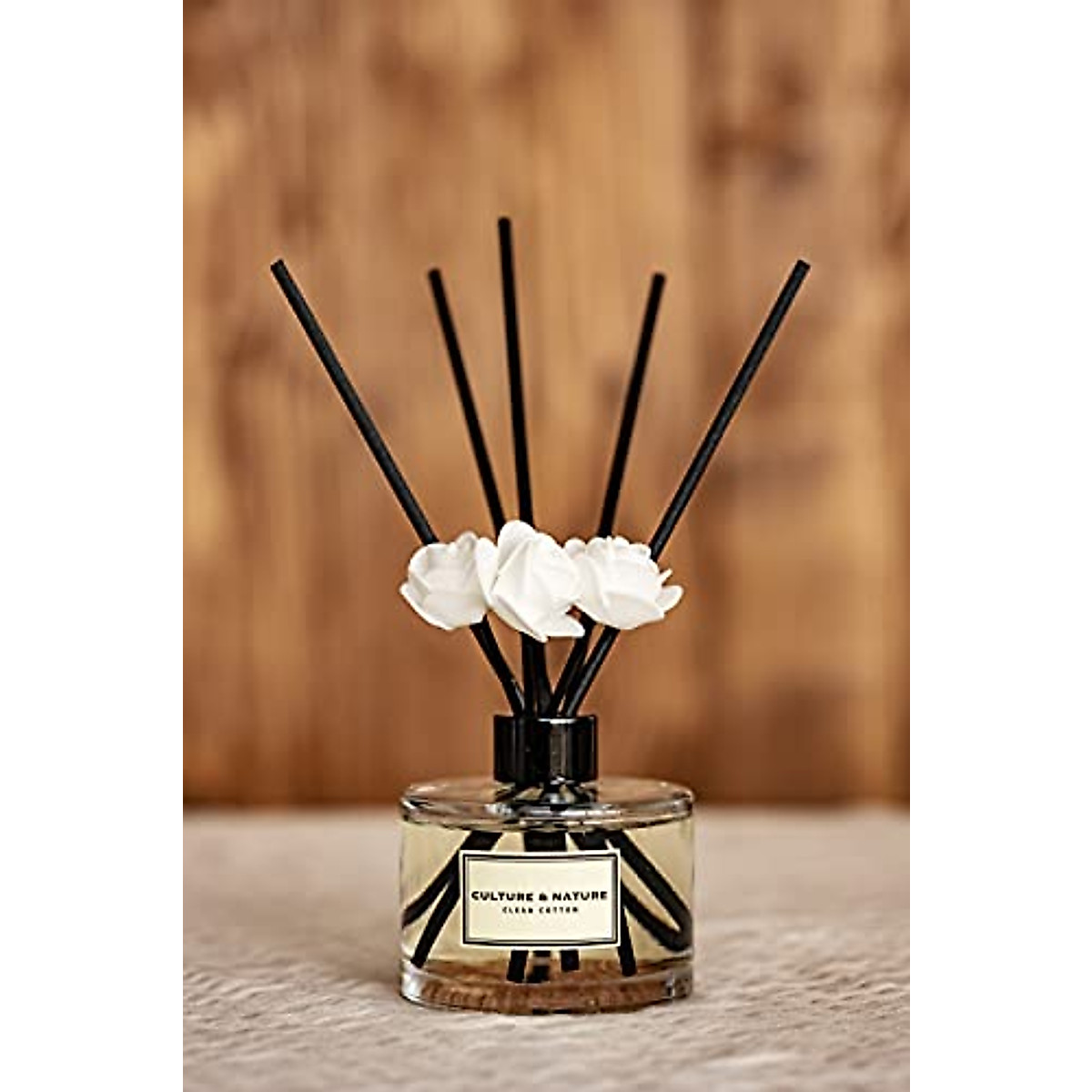 CULTURE & NATURE Reed Diffuser 6.7 oz (200ml) English Pear & Freesia Scented Reed Diffuser Set