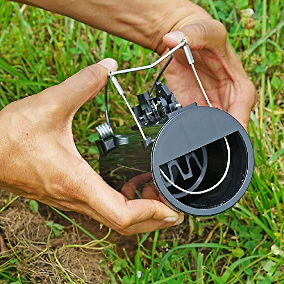 Southern Homewares Black Hole Gopher / Rodent / Mole Easy Set Spring Loaded Trap, Non-Toxic Pest Eliminator 2.0