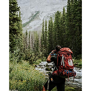 Sawyer Products SP129 Squeeze Water Filtration System w/ Two 32-Oz Squeeze Pouches, Straw, and Hydration Pack Adapter