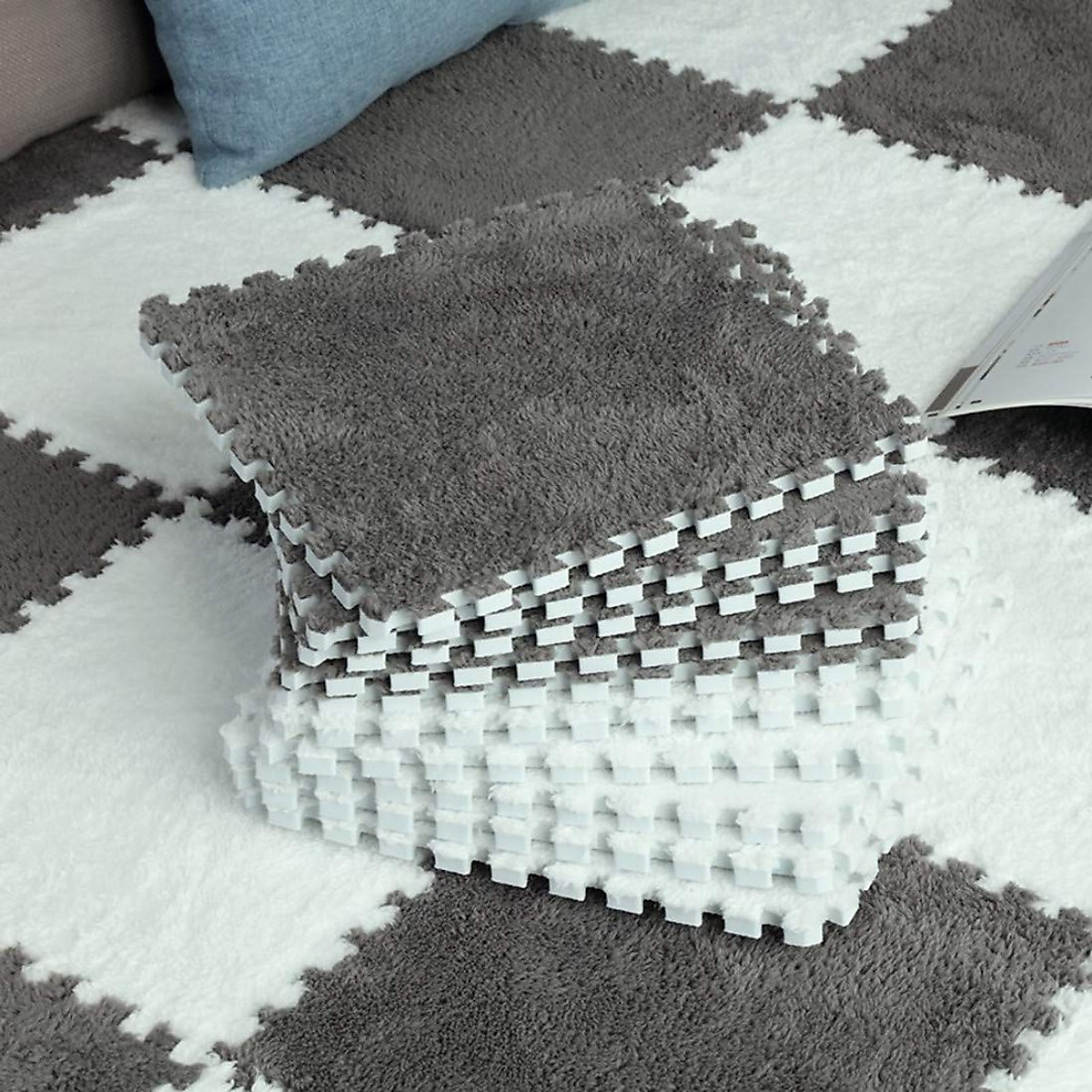 Smabee Interlocking Carpet Shaggy Soft EVA Foam Mats Fluffy Area Rugs Protective Floor Tiles Exercise Play Mat for Children Kids Room Home Parlor Bedroom (6 pcs White + 6pcs Gray)