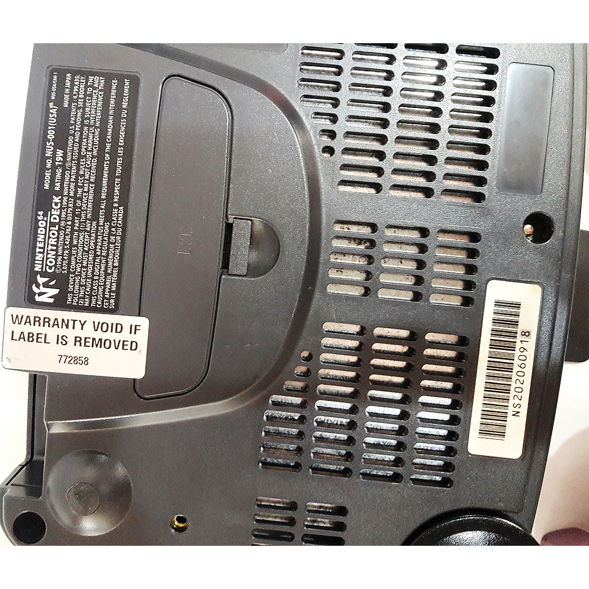 Nintendo 64 Console With Donkey Kong 64 Game & 2 Controllers