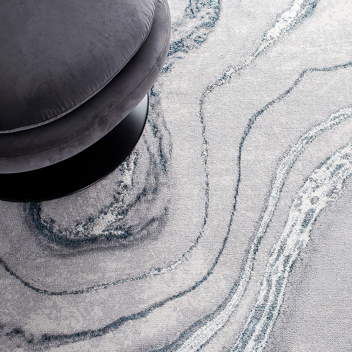 SAFAVIEH Orchard Collection Accent Rug - 3' x 5', Grey & Blue, Modern Abstract Design, Non-Shedding & Easy Care, Ideal for High Traffic Areas in Entryway, Living Room, Bedroom (ORC637F)