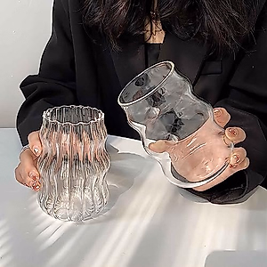 GUOJOZO 2 Pcs Ribbed Glass Cups 18 Oz Vintage Drinking Glassware Ripple Cocktail Glasses for Iced Coffee Juice Beverage Milk