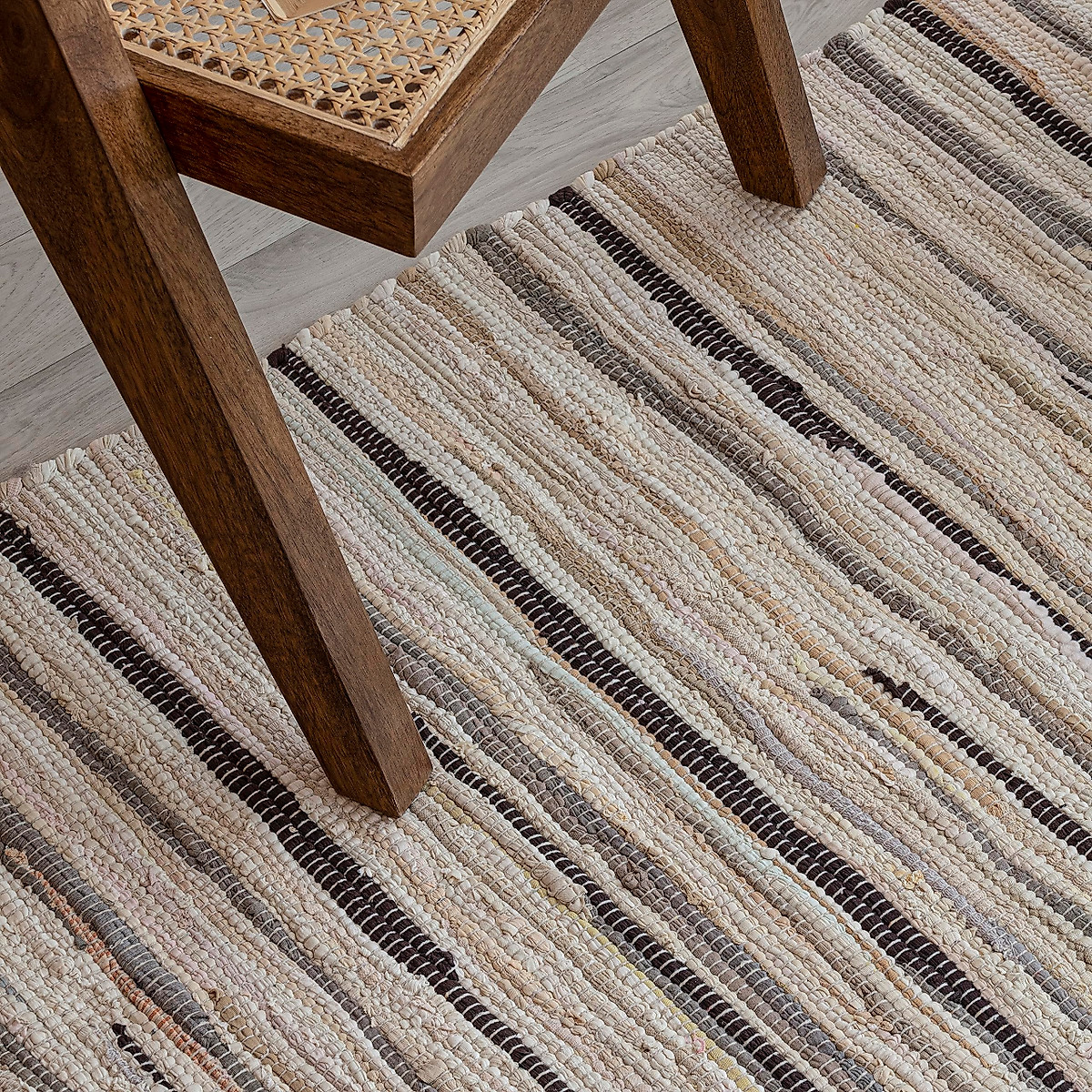 HOMEMONDE Beige Chindi Rug 4'x6' Recycled Soft Cotton Rag Rug Hand Crafted Reversible Farmhouse Style Boho Home Decor for Bedroom, Living Room, Kitchen, Entyrway