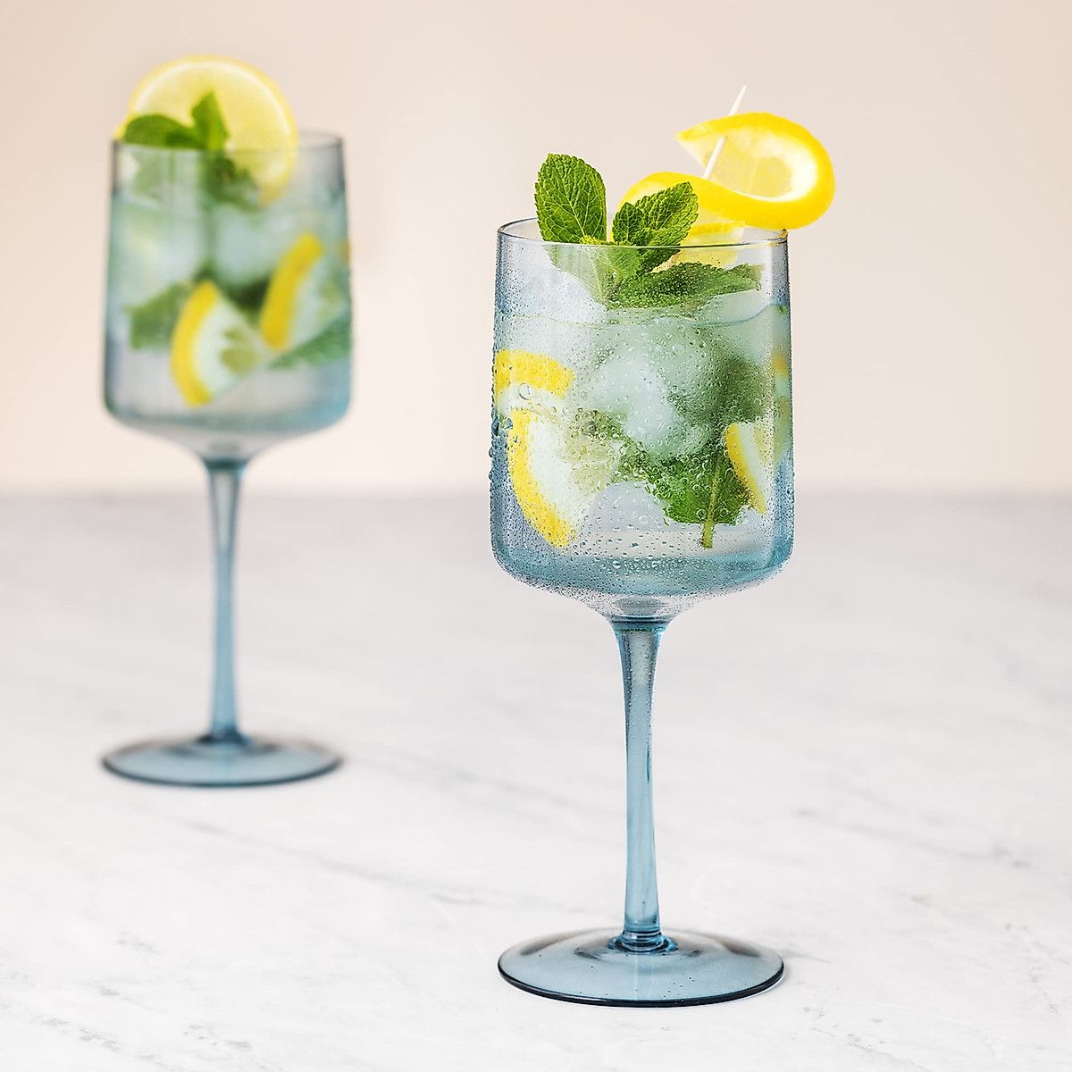 Navaris Blue Square Wine Glasses (Set of 4) - Colored Wine Glasses with Stems - Colored Glassware with Stem for Serving Wine, Cocktails, Beer, Dessert