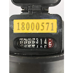 DAE PVM-75 Positive Displacement, Plastic Water Meter, 3/4” NPT Couplings, Measuring in Gallon…