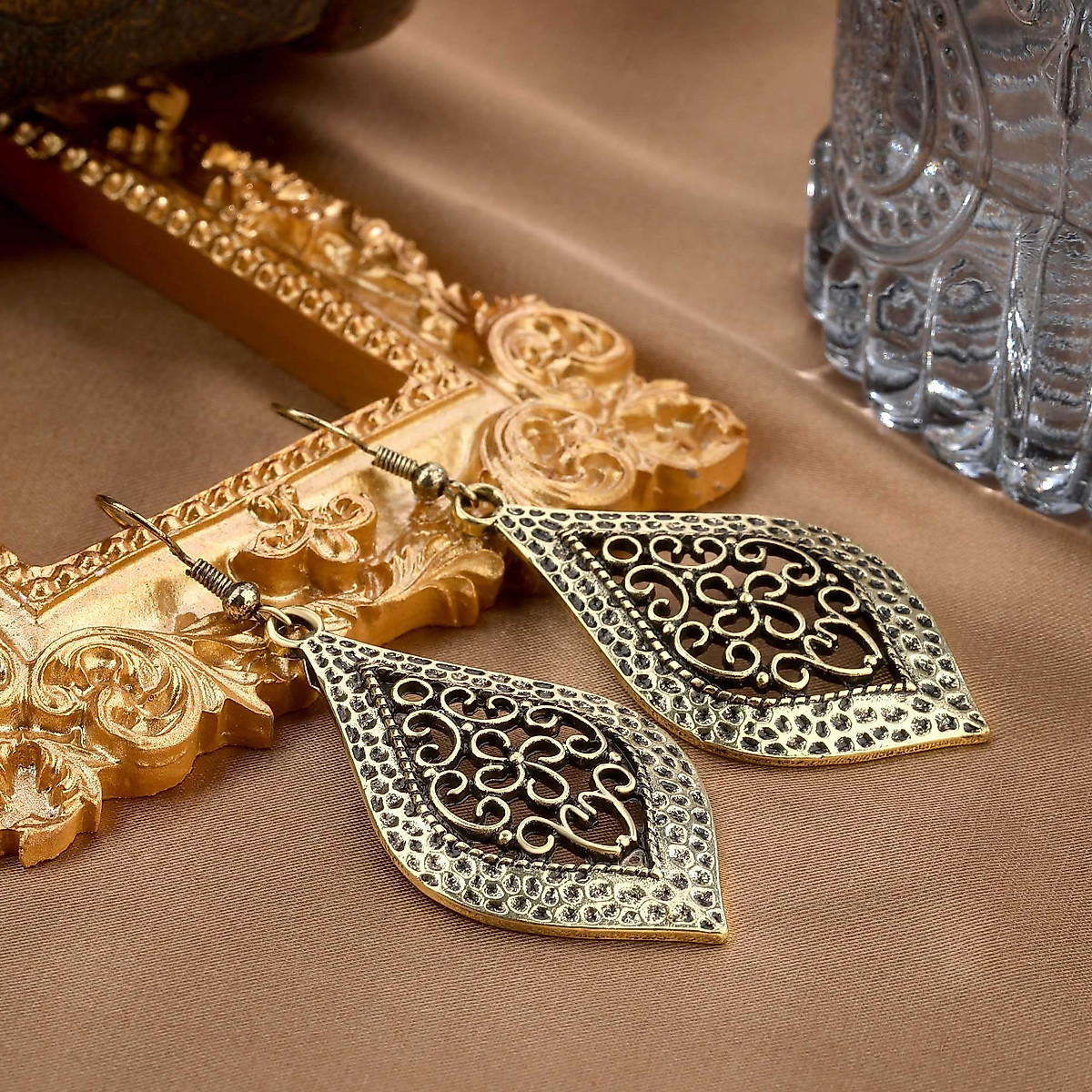 MJartoria Antique Teardrop Hook Dangle Earrings with Filigree Flower Pendant Lightweight Drop Earrings for Womens Hammered Earrings Indian Vintage Bohemian Jewelry