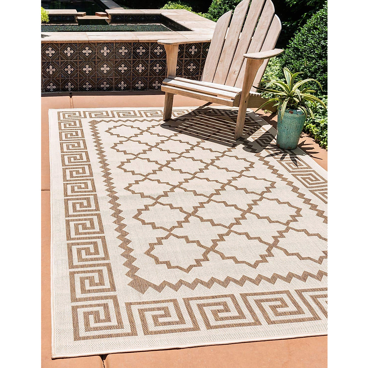 Unique Loom Outdoor Trellis Collection Area Rug - Stars (6' 1" x 9' Rectangle, Beige/ Brown)