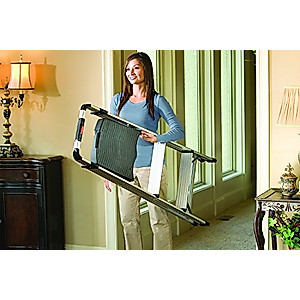 Rubbermaid RM-AUL3G 3-Step Ultra-Light Aluminum Stool with Plastic Top Step, 225 lb Capacity, Silver Finish