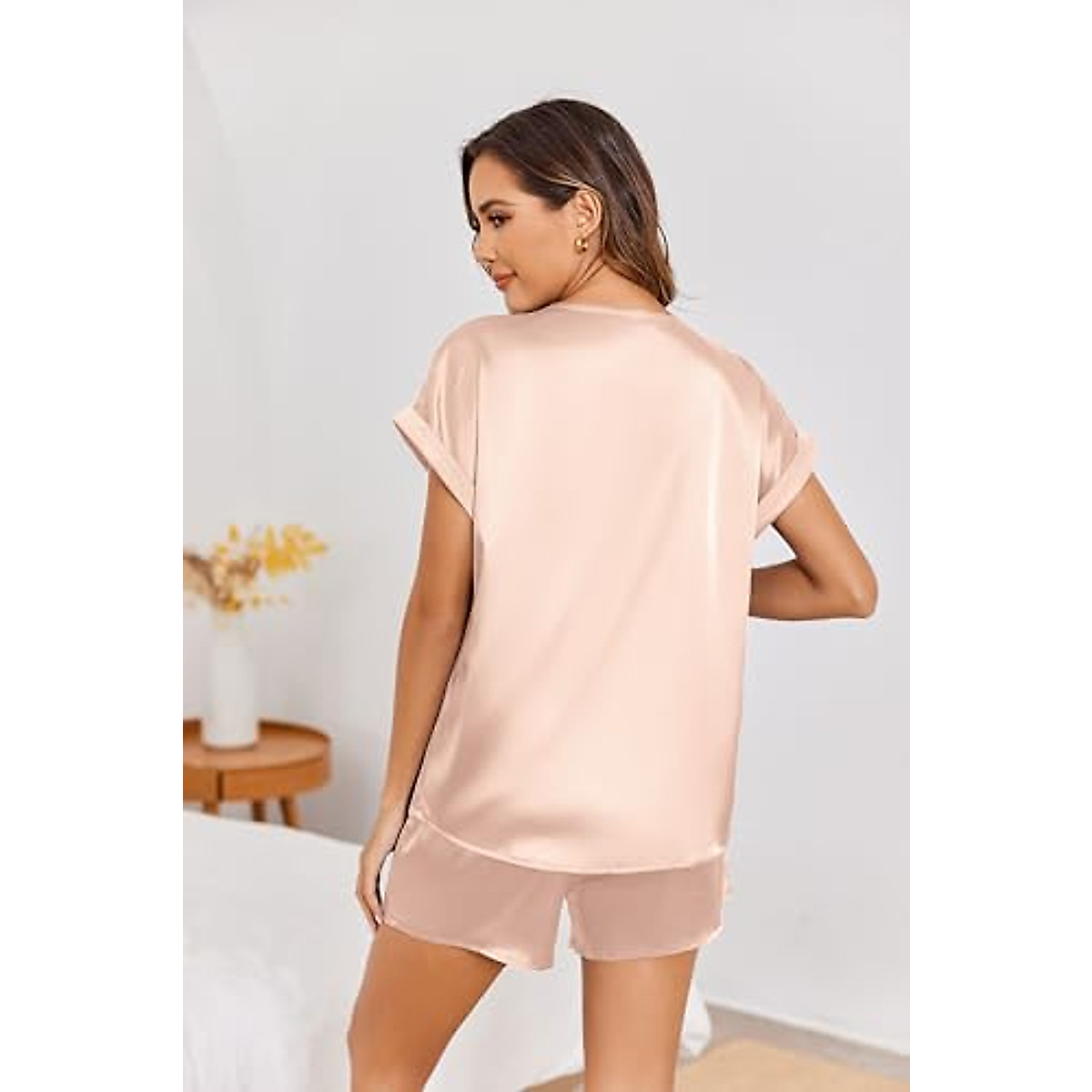 Ekouaer Silk Pajama Shorts for Women Short Sleeve Sleepwear Guipure Lace V Neck Satin Shirt Silky Pjs Set Champagne