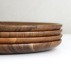 IQCWOOD Wooden Dinner Plates, 11 Inch Round Wood Dinner Plates Set of 4, Acacia Wooden Plates Round Tray Serving Platter for Food Sandwich Dessert Snack Plates