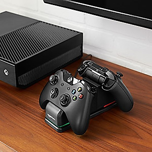 Amazon Basics Dual Charging Station for Xbox One, Xbox One Standard, and Xbox One Elite Controllers - Black