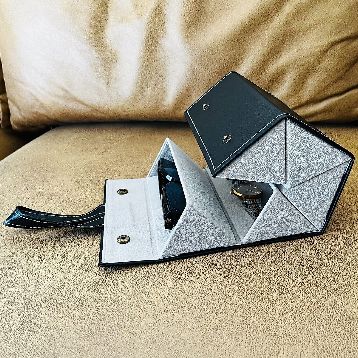 Biovioy Glasses Organizer for Women and Men - Travel Sunglasses Organizer for Multiple Glasses Cases - PU Sunglass Storage Organizer