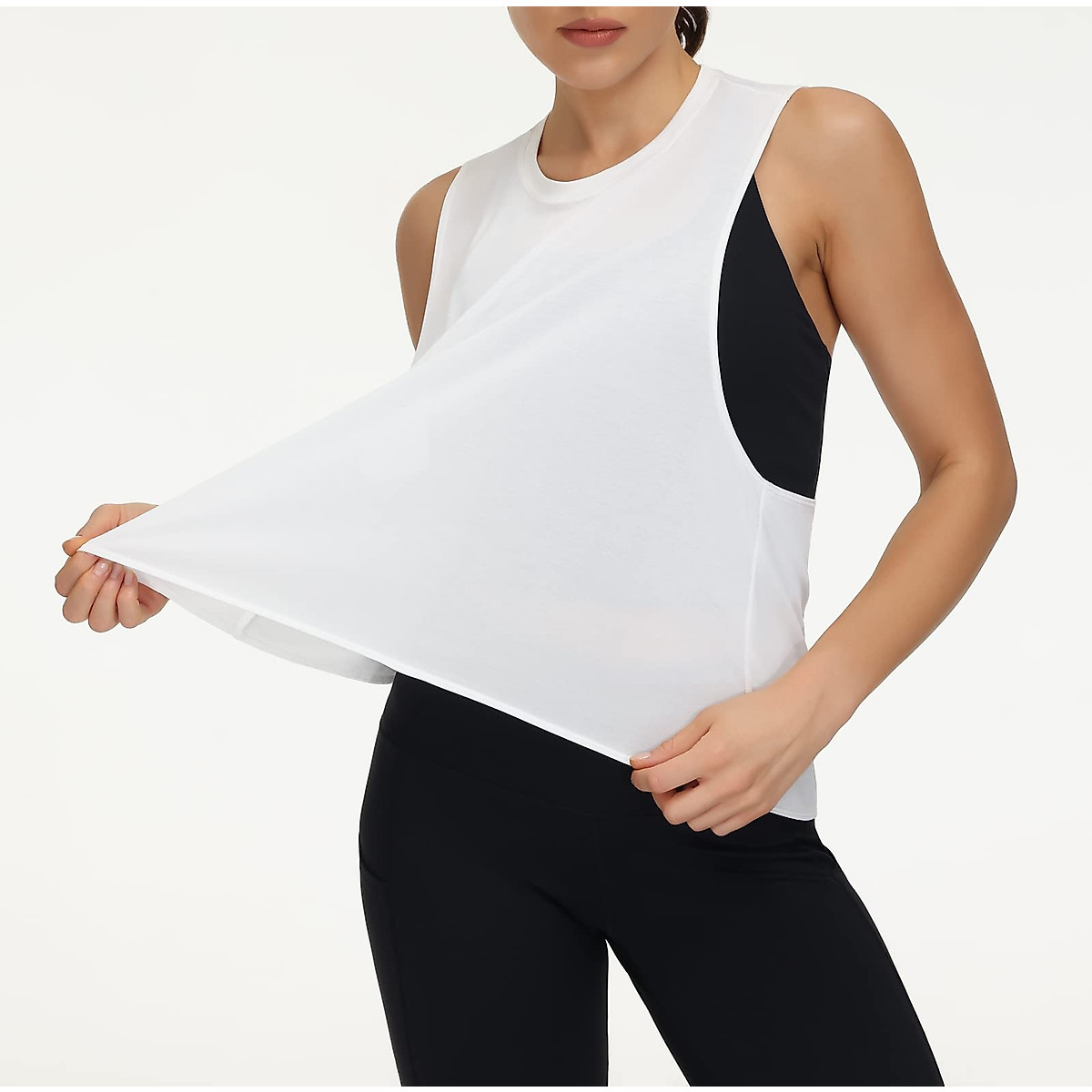 THE GYM PEOPLE Women's Open Cross Back Workout Tank Tops Loose Fit Sleeveless Yoga Running Shirts White