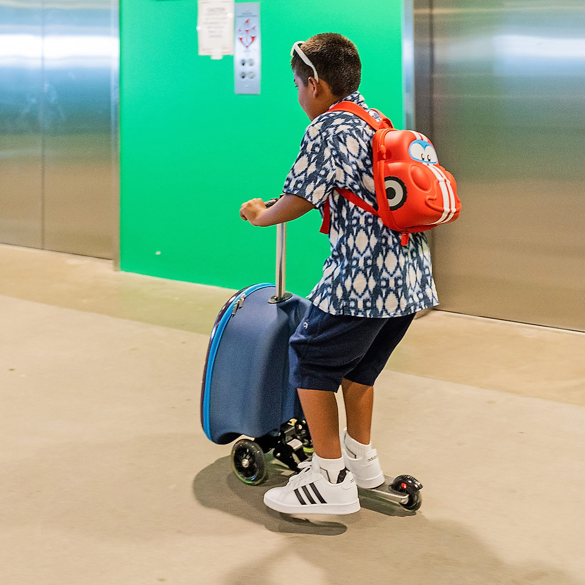 KIDDIETOTES 3-D Hardshell Ride On Suitcase Scooter for Kids -Cute Lightweight Kids Luggage with Wheels - Fun LED Lights