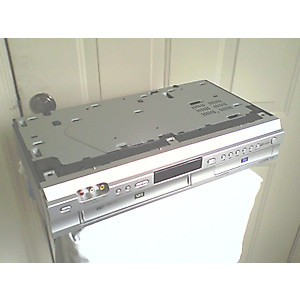 Samsung DVD-V4600C DVD Video & CD Player, VCR Video Cassette Tape Recorder Combo, 4-Head Hi-Fi Stereo VHS Player w/ Dolby Digital, dts Digital Out, Progresive