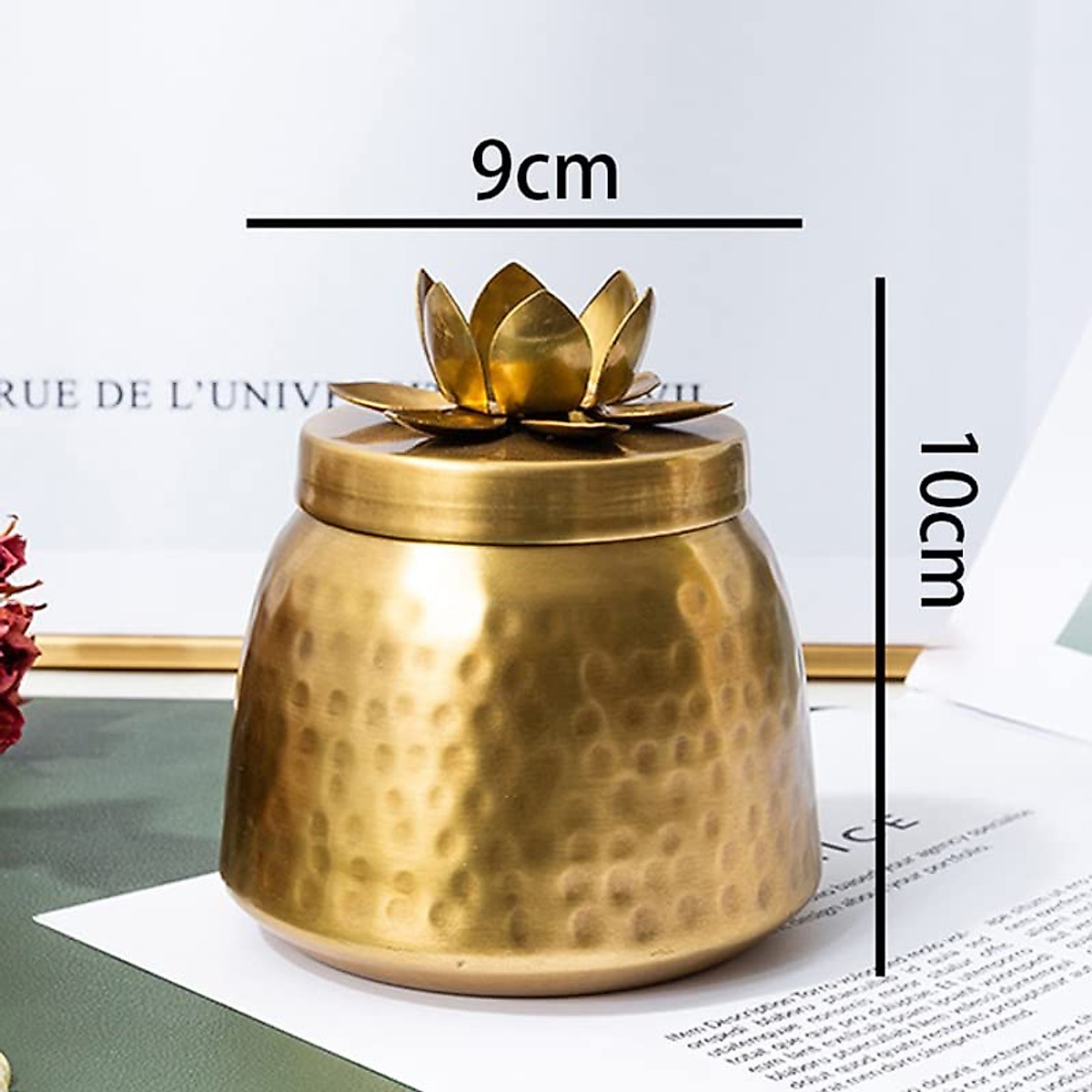 GENIGW Brass Storage Jar Living Room TV Cabinet Cover Candy Jars Palace Relief Grain Dispenser Ornaments