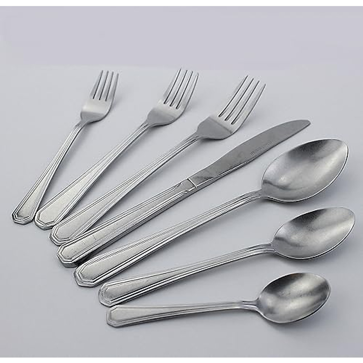 Silverware Set Cutlery Retro Bordered Utensil Flatware Food-Grade Stainless Steel Home Restaurant Small Business,Mirror Finish Tableware 40 Piece Service for 8
