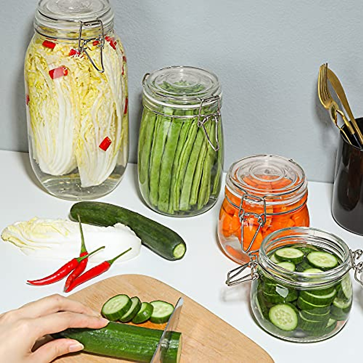 ComSaf Airtight Glass Canister Set of 6 with Lids 17oz Food Storage Jar Round - Storage Container with Clear Preserving Seal Wire Clip Fastening for Kitchen Canning Cereal,Pasta,Sugar,Beans,Spice