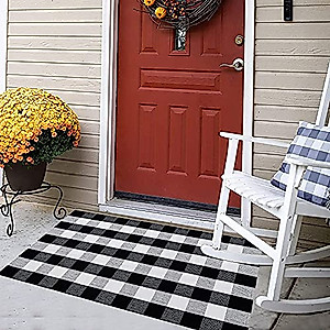 Aracon Buffalo Check Rug 27.5'' x 43'' Plaid Rug Reversible Cotton Hand-Woven Carpet Outdoor Black and White Checked Fall Decor Rug for Layered Front Porch Door Mats, Entryway, Farmhouse
