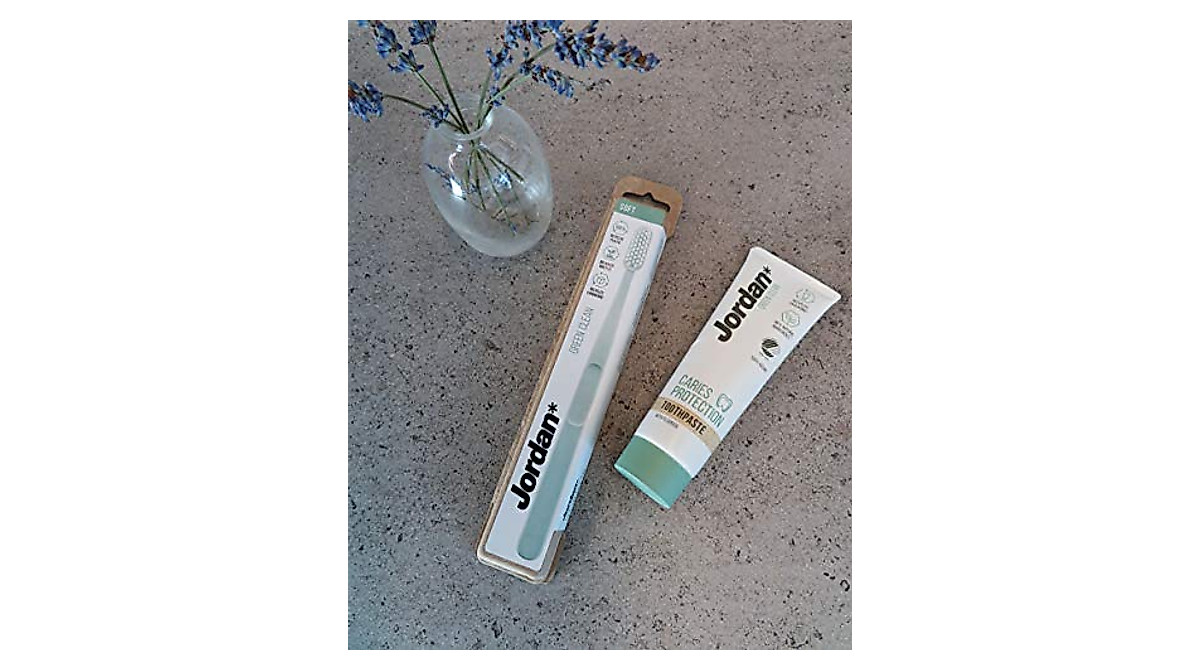 Eco-Friendly Jordan Green Clean Toothbrush | Sustainable Scandinavian ...
