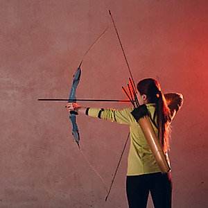 UNIVERSE ARCHERY Back Arrow Quiver | Genuine Cowhide Leather Arrow Holder | Traditional Handmade Quiver for Hunting & Archery Sports | Lightweight & Comfortable