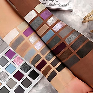 Afflano Smoky Grey Eyeshadow Palette, Highly Pigmented Silver Glitter Black White Gray Smokey Eye Eyeshadow Makeup, Emo Goth Halloween Makeup, Purple Blue Cool Toned Dark Eye Shadow Pallet