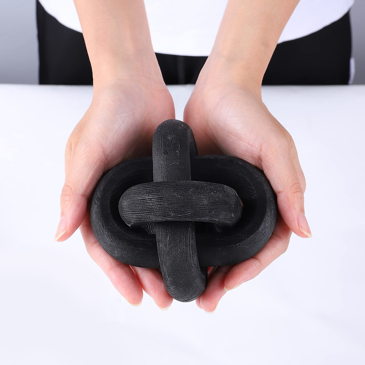 Jlong Wood Knot Decor, 3-Link Wood Chain Link Coffee Table Decor, Small Shelf Decor Accents, Hand Carved Modern Farmhouse Boho Wooden Knot Decorative Chain Wood Decor for Living Room Bedroom Office