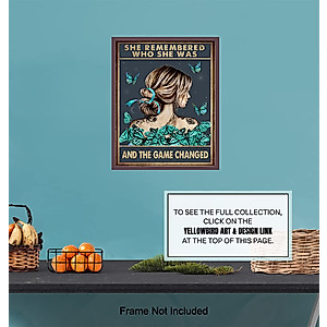 She Remembered Who She Was And The Game Changed - Positive Quotes Wall Decor - Uplifting Inspirational Encouragement Gifts for Women, Teen Girls - Motivational Wall Art - Light Blue Boho Decoration