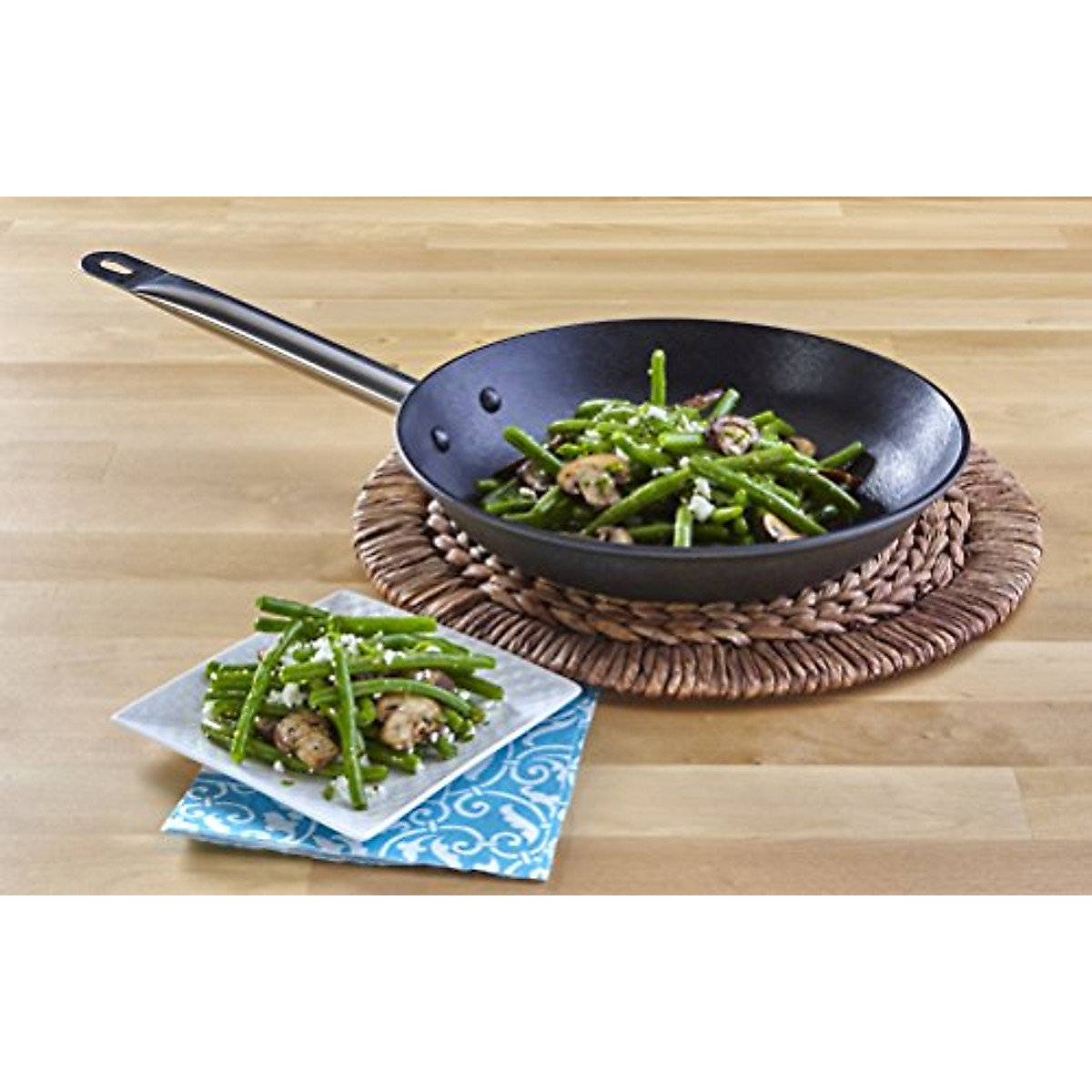 Imusa LCI-19006 Light Cast Iron Pre-seasoned Non-Stick Saute HandlesSaute Pan with Stainless Steel Handles, Black, 9.5-Inch