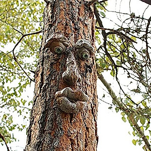EIIORPO Tree Faces Decor Outdoor,Tree Face Outdoor Statues Old Man Tree Hugger Bark Ghost Face Facial Features Decoration Funny Yard Art Garden Decorations for Halloween Easter Creative Props.(D)