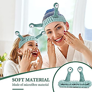 WLLHYF Spa Headband Facial Makeup Head Band Microfiber Soft Coral Fleece Head Wraps Snail Cartoon Cute Christmas Hair Accessories Elastic Skincare Hair Band for Women Girls Washing Face Beauty