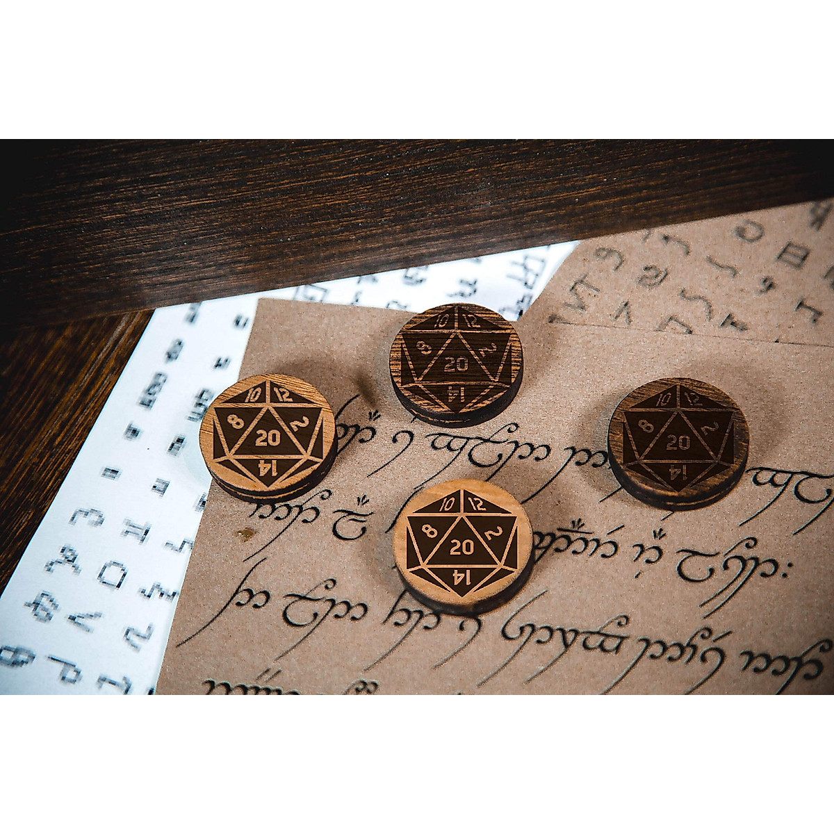 Personalizable Game Master Screen made for Board Role Playing Game - Wooden Handcrafted GM Screen Set - DM Gift Idea - Gifts for Him and Her (Game Master)