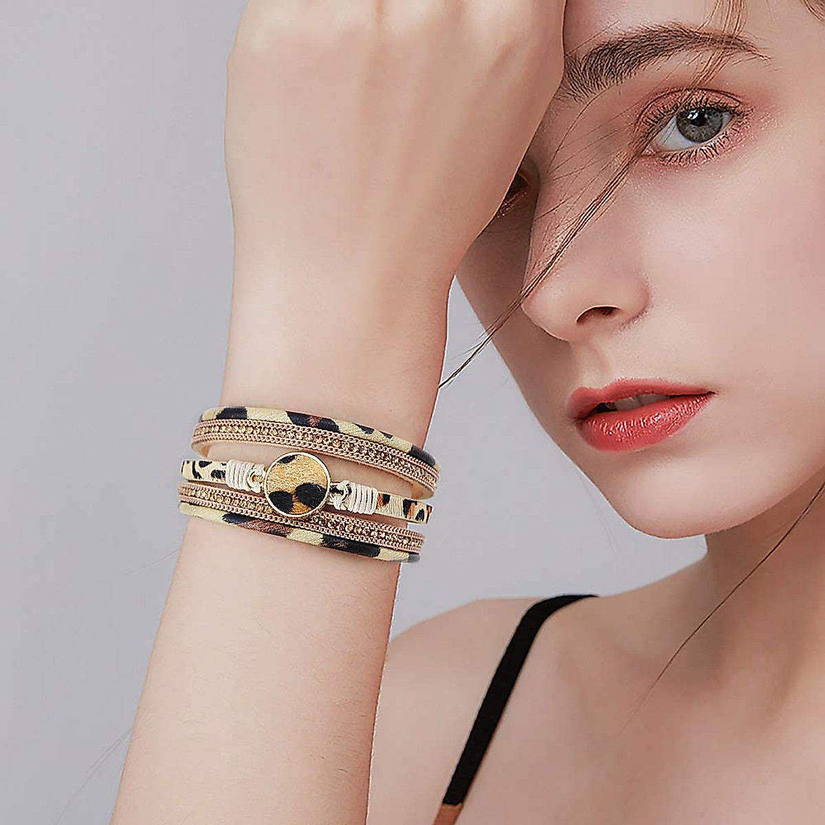 Wovanoo Leopard Leather Wrap Bracelets for Women Multilayer Cuff Bangle with Magnetic Buckle Gift for Birthday, Mother's Day, Valentine's Day Round Buckle