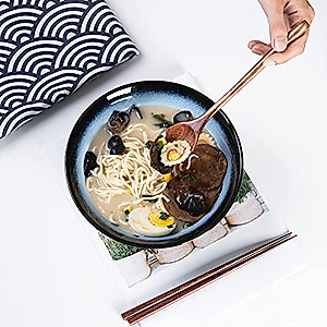 HOKELER Ceramic Japanese Ramen Bowl Set, 2 Sets 8 inch 40 Ounce Asian Pho Udon Noodle Bowls with Spoons and Chopsticks (Black/Blue)