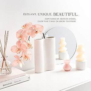 Luxe Infinity White Vase. 9” Ribbed Vase for Flowers. Organic Modern Home Decor. Pampas Grass Vase. Fluted Vase. Modern Vase. Aesthetic Vase. Tall White Flower Vase for Decor. White Ceramic Vase