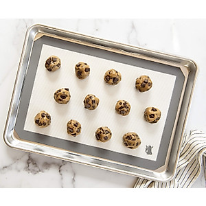 Nordic Ware Deluxe Silicone Nonstick Mat, 16 x 11 Inches, Storm Grey