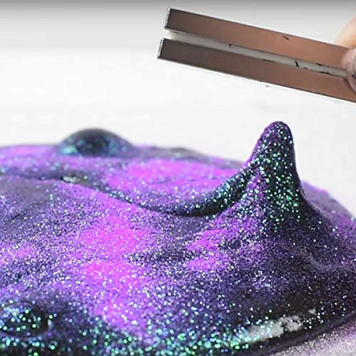 Make Magnetic Slime - Synthetic Black Iron Oxide (Fe3O4) 1 LB - with 2 Industrial Strength Magnets 3" x 1/2" x 1/8" - Great for Crafts, DIY, Home Improvement and Science Experiments by ESKS®