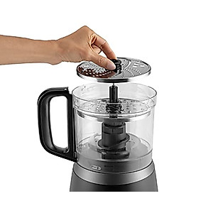 nutribullet NBP50100 Food Processor 450-Watts with 7-Cup Capacity and Stainless Steel Slice, Shred, Chop and Dough Attachments, Black