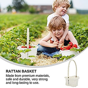 6pcs Flower Basket with Handle Wicker Rattan Flower Basket Handwoven Basket Picnic Candy Baskets for Home Shop Restaurant Flower Decor Heart White