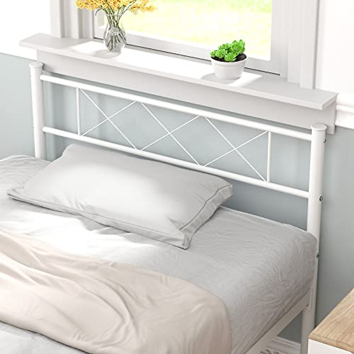 VECELO Twin Size Platform Bed Frame with Headboard and Footboard, Heavy-Duty Mattress Foundation with Steel Slats Support, No Box Spring Needed/Easy Assembly, Pure White