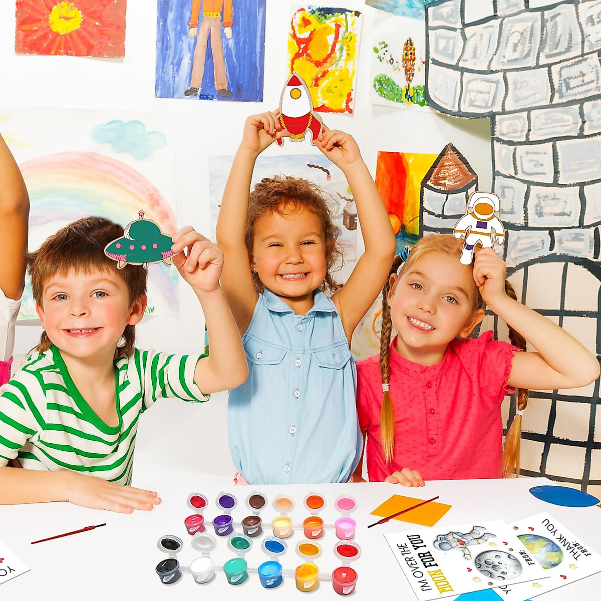 GEECOZYLIFE Thank You for Coming Gifts for Kids - 24 PCS Space Cards with Art Supplies - Space Wood Painting Craft Kits - Kids Birthday Boys Girls Gifts Bulk - Space Party Favors