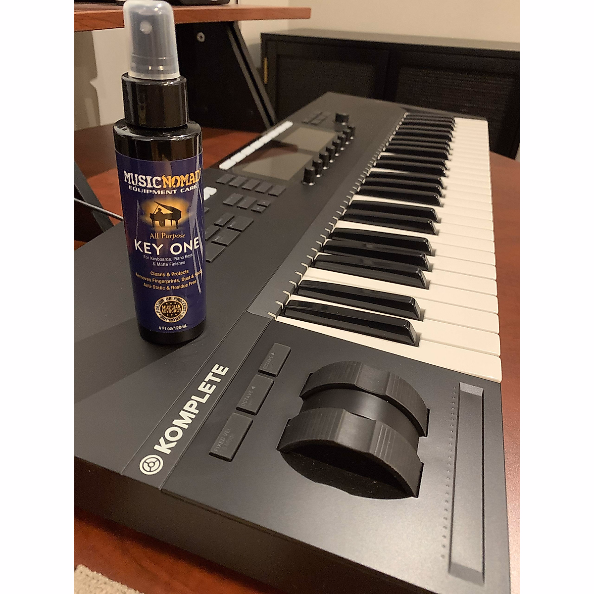 MusicNomad MN131 All Purpose Key ONE Cleaner, for Keyboards, MIDI Keyboard Controllers, Keys, Digital Pianos & Matte Pianos, 4 oz