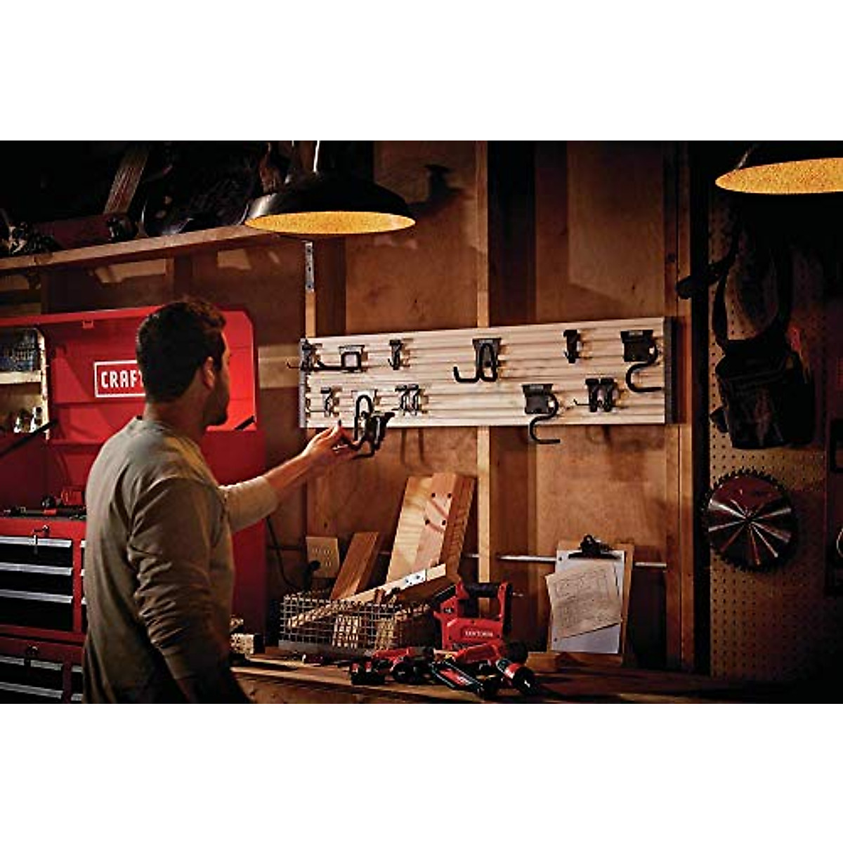 CRAFTSMAN Versatrack Garage Storage System, Storage Rail with 20 Piece Set Mounting Accessories (CMST22000)