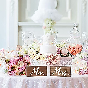 BAYSBAI Mr and Mrs Sign, Mr & Mrs Sign for Wedding Table, Freestanding Wooden Wedding Wooden Letters, Home, Anniversary, Wedding, Valentine’s Day Decoration, Bridal Shower or Engagement Gift