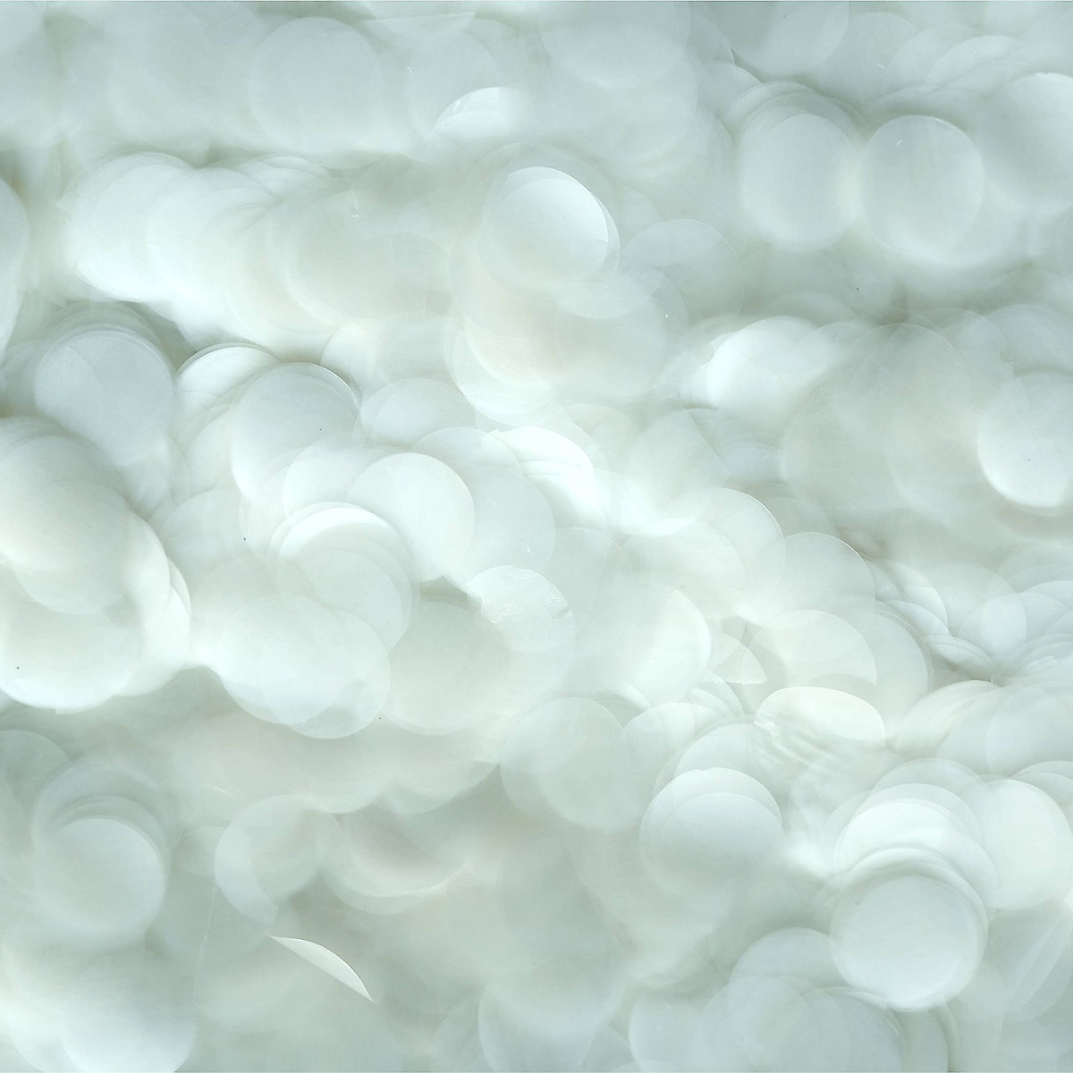 Dissolving Water Soluble Rice Paper Confetti White Wedding Confetti 20000 Pieces 150 Gram 2CM Biodegradable Circle for Send Off Outdoor Beach Reception Ceremony Celebration Classic Modern Decoration