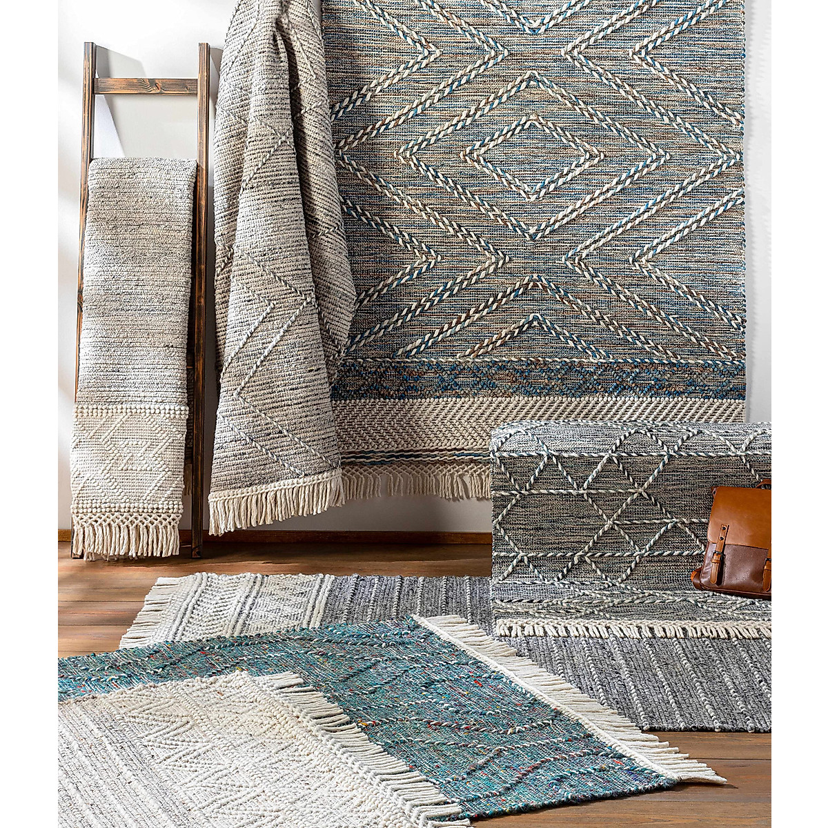 Hauteloom Malilipot Wool Living Room, Bedroom Area Rug - Gray, Beige - 8' x 10'