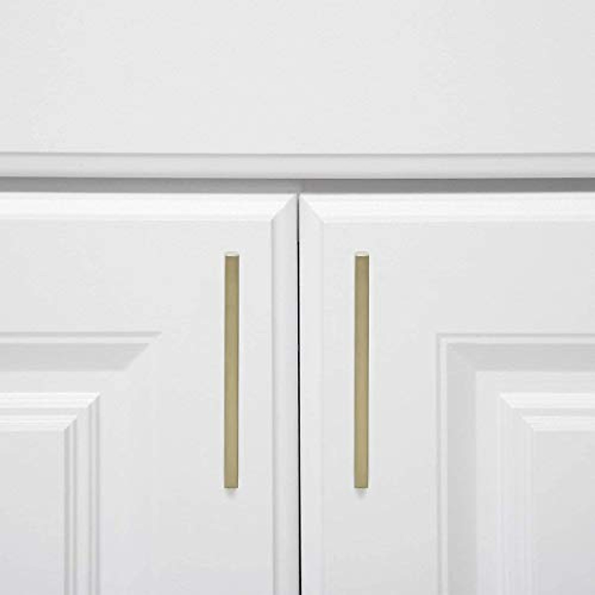 Amazon Basics Modern Square Cabinet Pull Handle, 5.39-inch Length (5-inch Hole Center), Golden Champagne, 10-pack