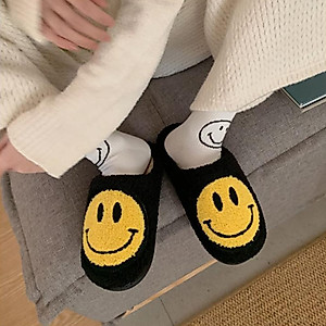 Bevaney Smile Face Slippers for Women, Soft Plush Smile Slippers Retro Preppy Slippers with Smile Face Happy Face Slippers Slip-on Cozy Indoor Outdoor Slippers