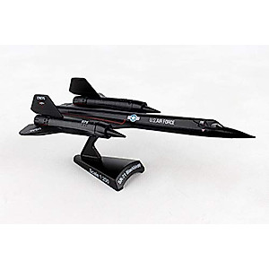 Daron Worldwide Trading SR-71 Blackbird Vehicle (1:200 Scale), Black